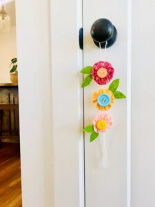 16 DIY Yoyo Ideas For Quick Decor & Toys! - The Newlywed