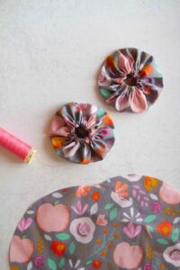 16 DIY Yoyo Ideas For Quick Decor & Toys! - The Newlywed