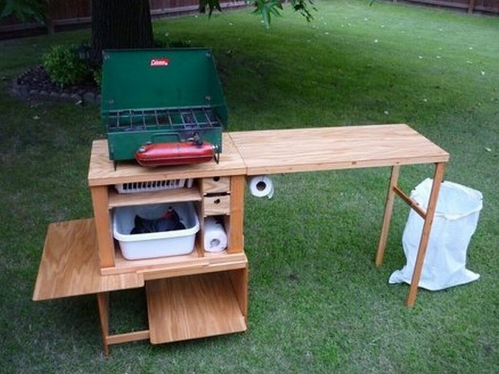 10 DIY Chuck Box Plans - The Newlywed