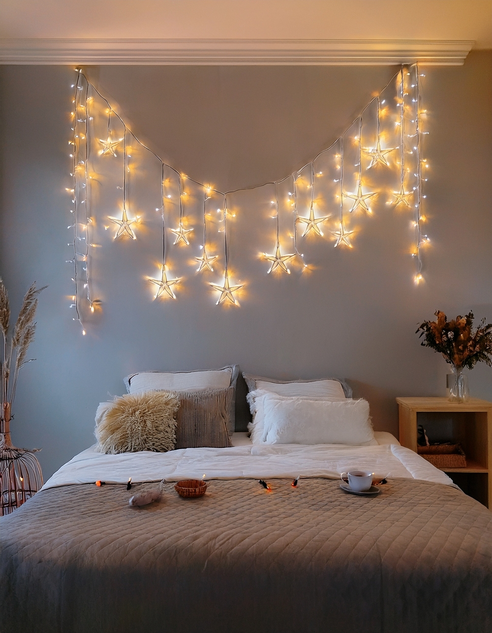 10 Cozy & Calm Lighting Ideas For Summer Bedroom Vibes - The Newlywed