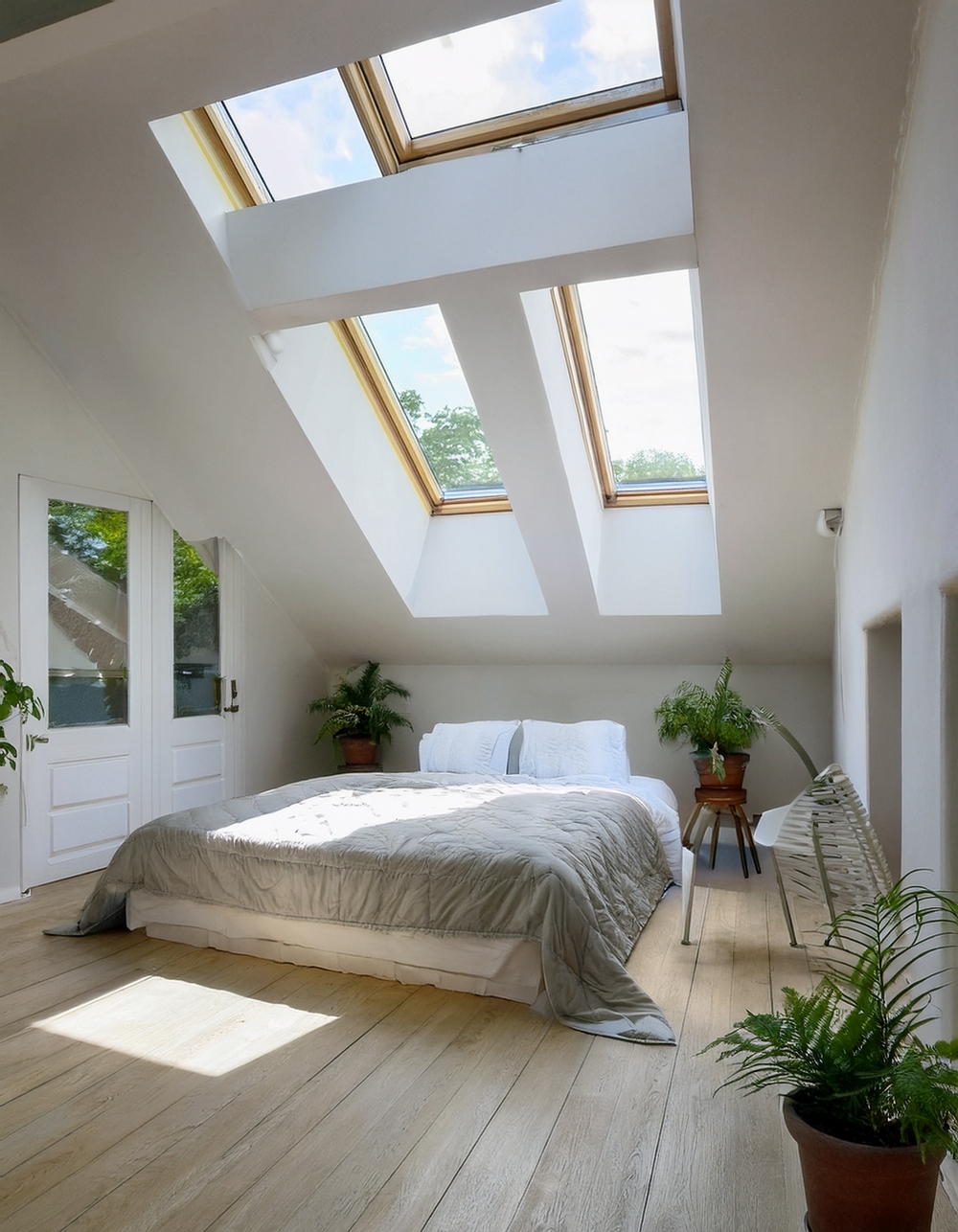 10 Cozy & Calm Lighting Ideas For Summer Bedroom Vibes - The Newlywed