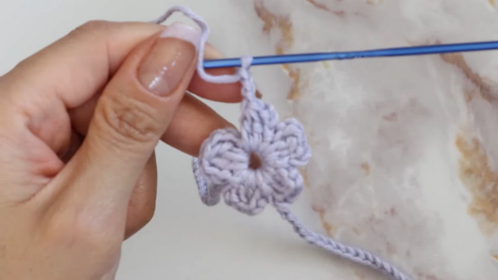 How to Free Crochet Aesthetic Top Pattern Perfect for Any Season - The ...
