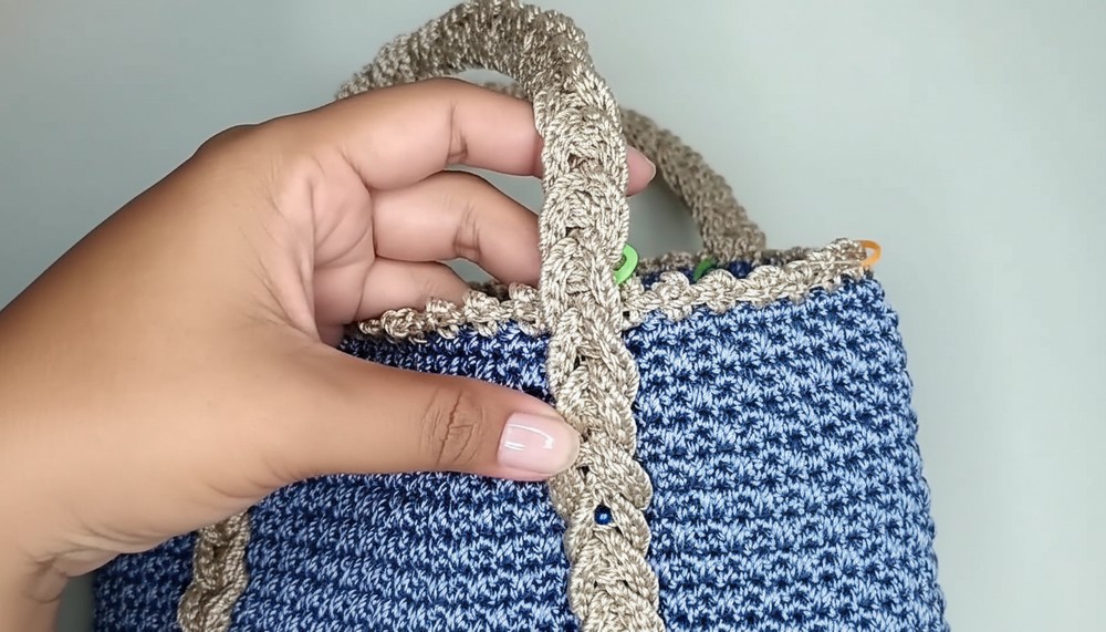 Free Crochet Bag Pattern for Everyday Adventures - The Newlywed